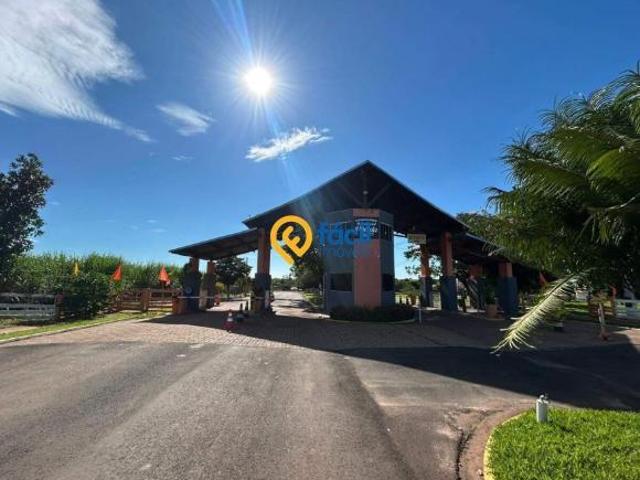 Casa para venda em Residencial Vitória de 132.09m² com 3 Quartos, 2 Suites e 8 Garagens
