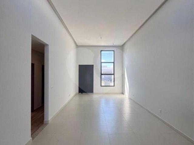 Casa para venda em Residencial Vila Victoria de 174.00m² com 3 Quartos, 1 Suite e 3 Garagens
