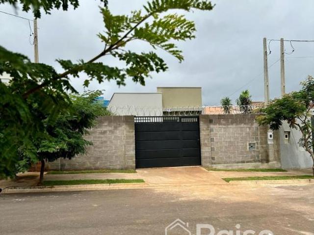 Casa para venda em Residencial Vista Do Horto de 200.00m² com 2 Quartos e 2 Garagens