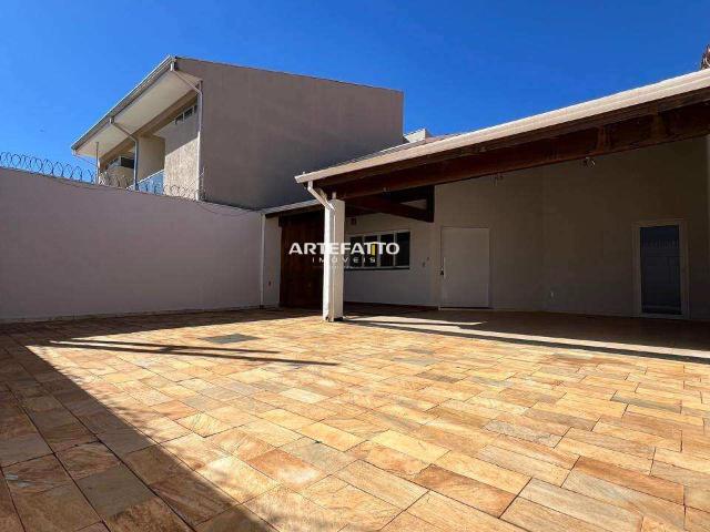 Casa para venda em Residencial Zanetti em Franca São Paulo de 160.00m² com 3 Quartos, 1 Suíte e 5 Garagens