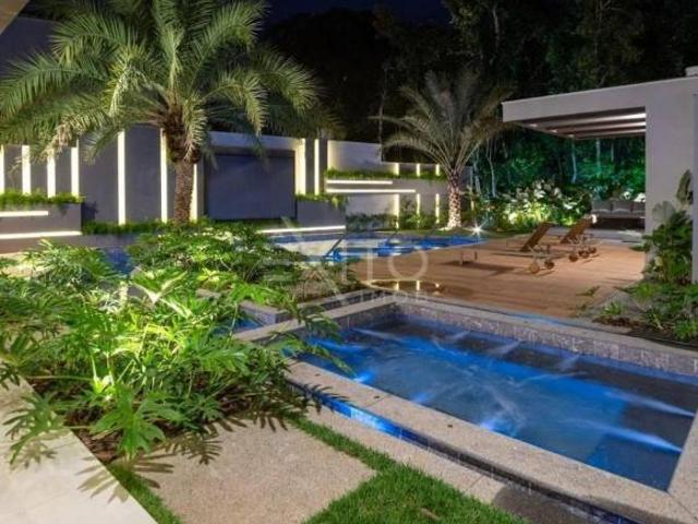 Casa para venda em Riviera De São Lourenço de 740.00m² com 7 Quartos, 7 Suites e 2 Garagens