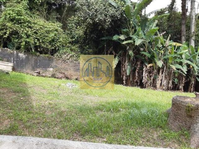 Casa para Venda em Ribeirão Pires, VILA CAICARA, 3 dormitórios, 1 suíte, 2 banheiros, 4 vagas