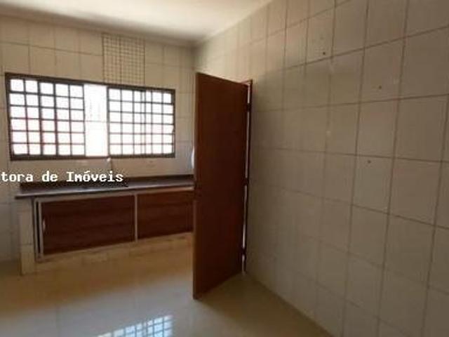 Casa para Venda em Ribeirão Preto, Ribeirânia, 4 dormitórios, 1 suíte, 4 banheiros, 4 vagas