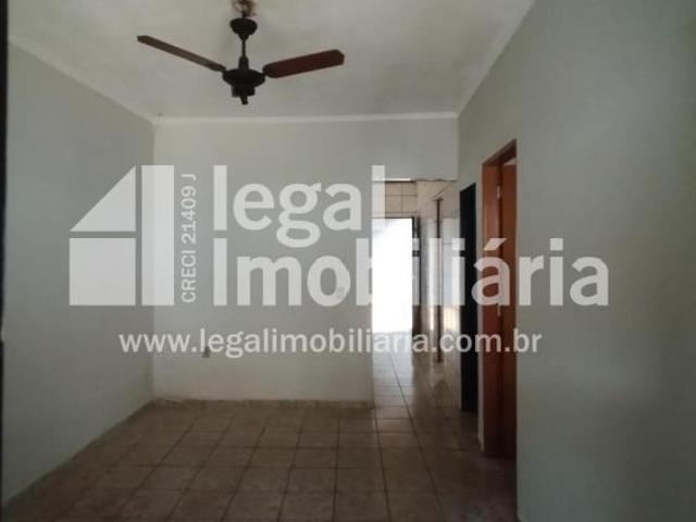 Casa para venda em Ribeirão Verde de 95.00m² com 2 Quartos e 5 Garagens