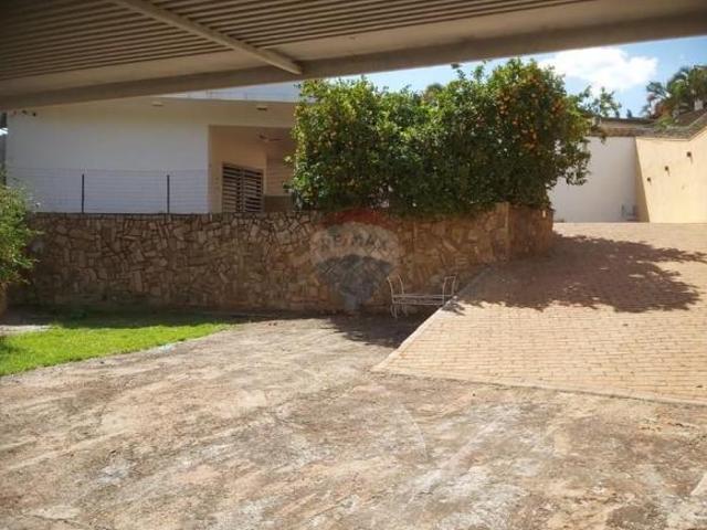 Casa para venda em Ribeirânia de 173.00m² com 2 Quartos e 6 Garagens