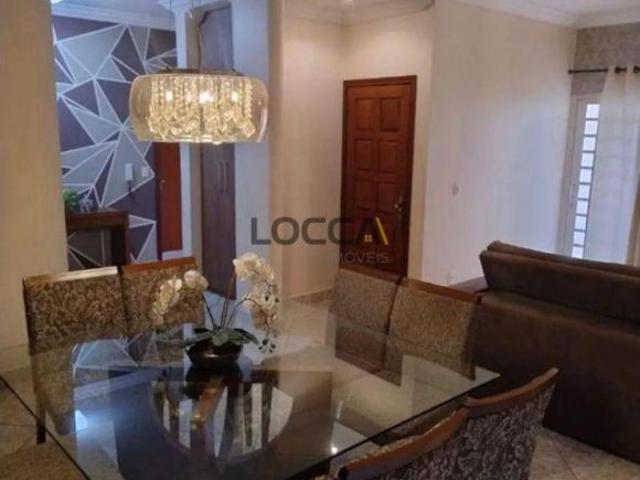 Casa para venda em Ribeirânia de 300.00m² com 5 Quartos, 3 Suites e 5 Garagens