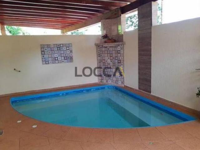 Casa para venda em Ribeirânia de 320.00m² com 4 Quartos, 4 Suites e 1 Garagem