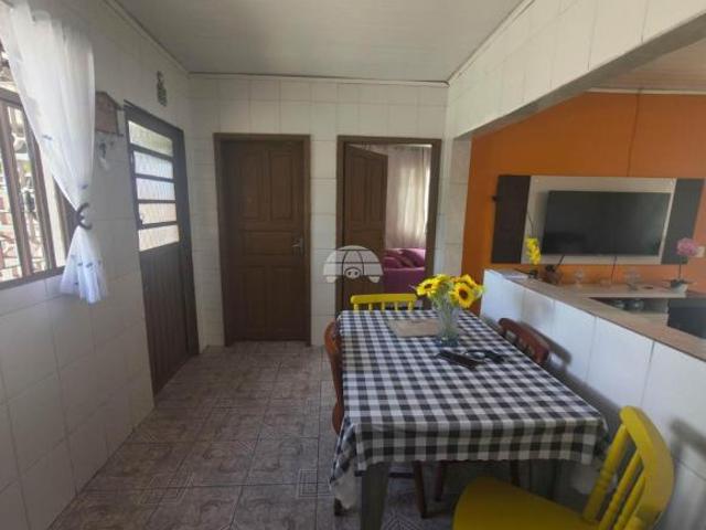 Casa para venda em Rio Verde de 200.00m² com 8 Quartos e 1 Suite