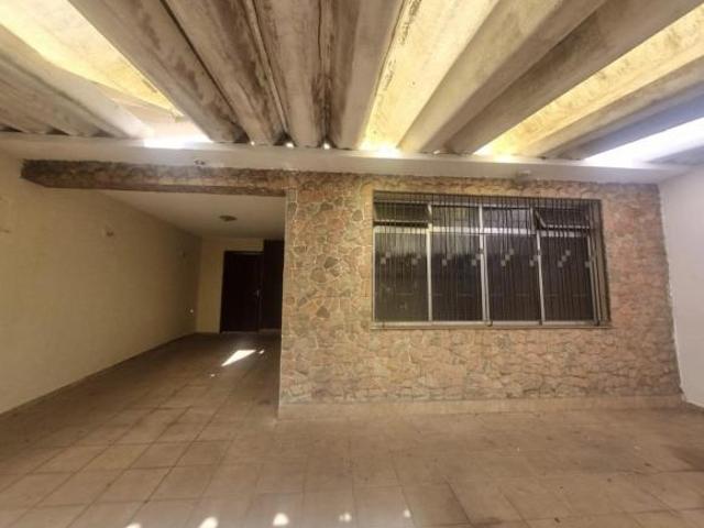 Casa para venda em Rudge Ramos de 192.00m² com 2 Quartos e 3 Garagens