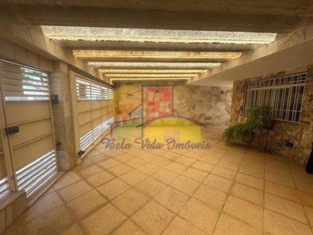 Casa para venda em Rudge Ramos de 257.00m² com 3 Quartos e 5 Garagens