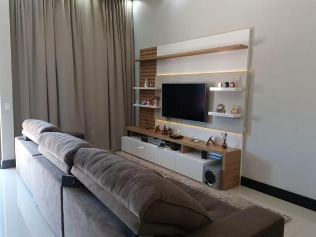 Casa para venda em Wanel Ville de 177.00m² com 3 Quartos, 3 Suites e 2 Garagens