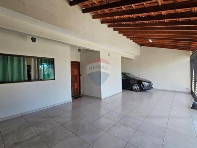 Casa para venda em Wanel Ville de 212.00m² com 3 Quartos, 1 Suite e 4 Garagens