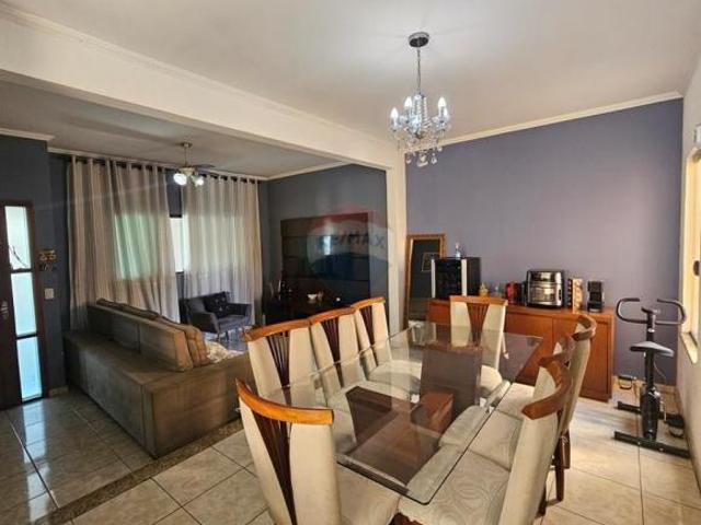 Casa para venda em Wanel Ville de 212.00m² com 3 Quartos, 1 Suite e 4 Garagens