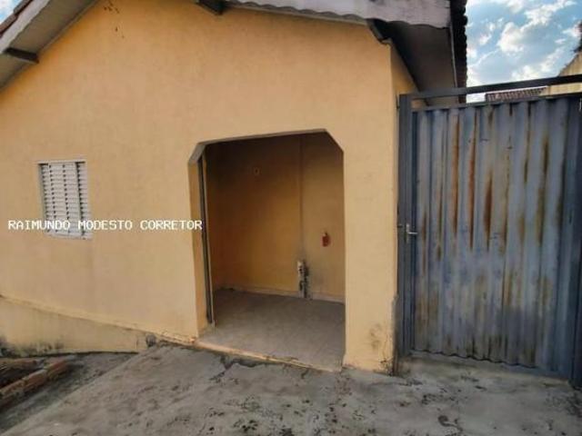 Casa para Venda em Toledo, Centro, 2 dormitórios, 1 banheiro