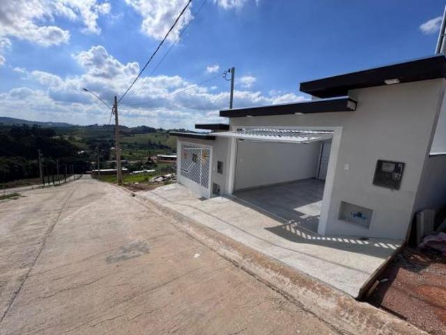 Casa para Venda em Toledo, Jardim das Oliveiras, 2 dormitórios, 1 banheiro, 2 vagas
