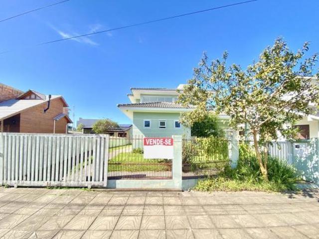 Casa para Venda em Torres / RS no bairro Praia da Cal