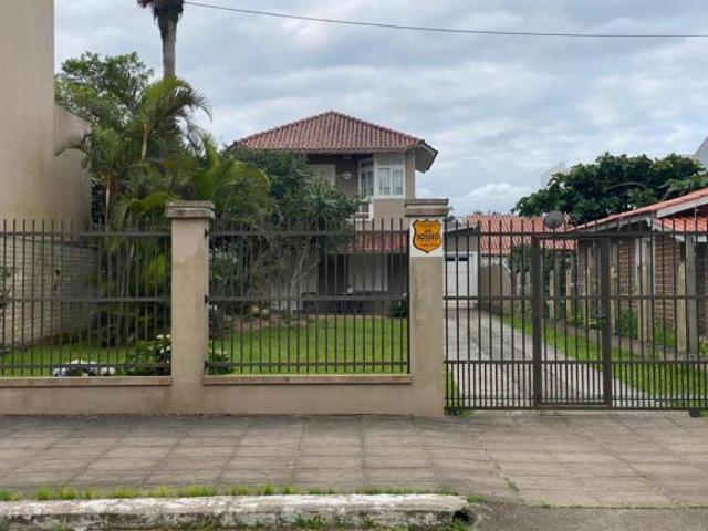 Casa para Venda em Torres / RS no bairro Praia Grande