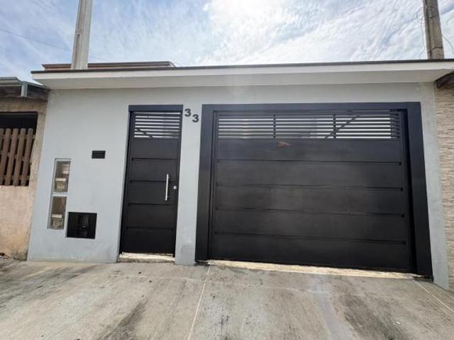 Casa para Venda em Tatuí, Jardim São Conrado, 1 dormitório, 1 banheiro, 2 vagas