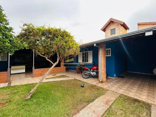 Casa para Venda em Tatuí, Vila Brasil, 2 dormitórios, 2 banheiros