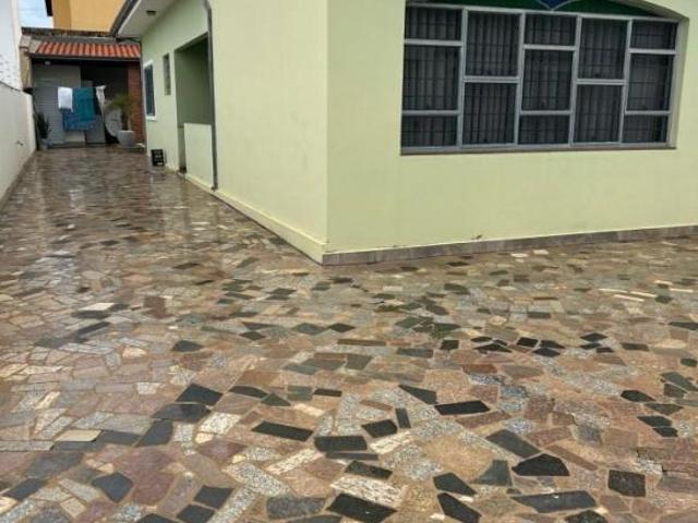 Casa para Venda em Tatuí, Vila Esperança, 2 dormitórios, 1 suíte, 3 banheiros