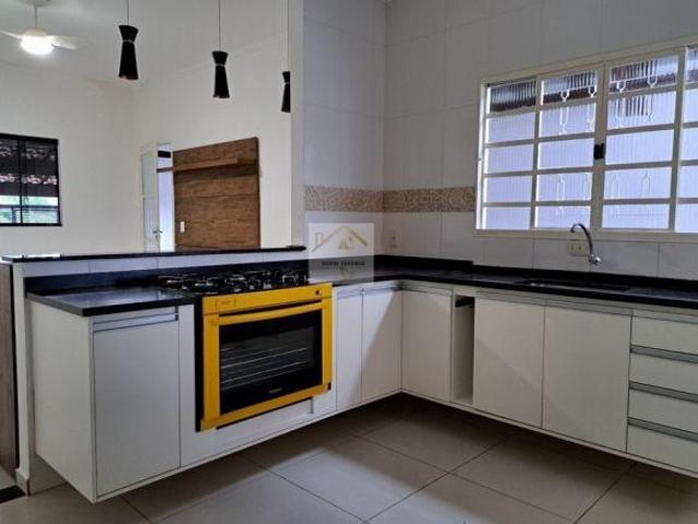 Casa para Venda em Taubaté, Jardim Continental II, 2 dormitórios, 1 suíte, 2 banheiros, 2 vagas