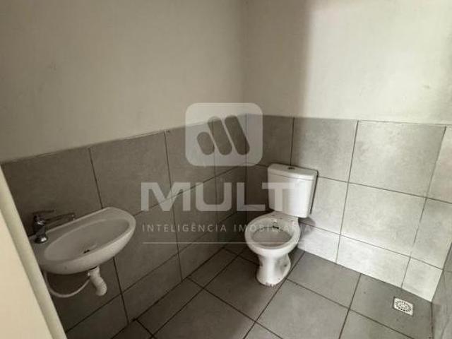 Casa para venda em Tabajaras, Uberlândia