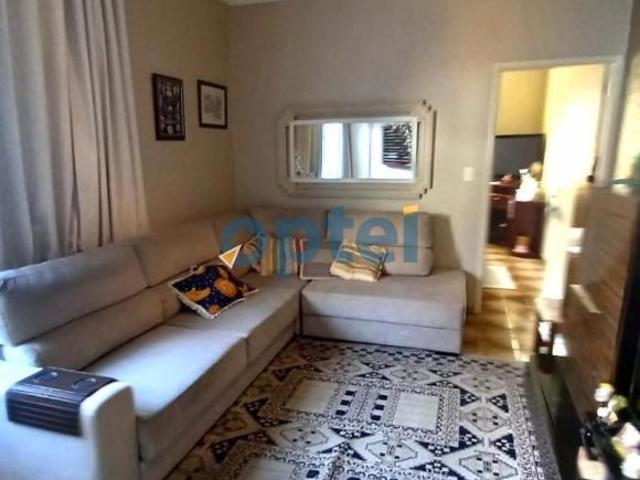 Casa para venda em Taboão de 178.00m² com 4 Quartos e 2 Garagens