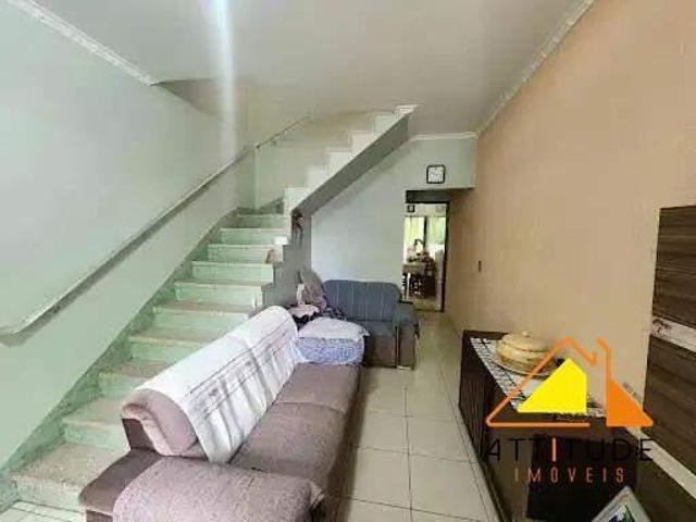 Casa para venda em Taboão de 107.00m² com 2 Quartos, 1 Suite e 2 Garagens