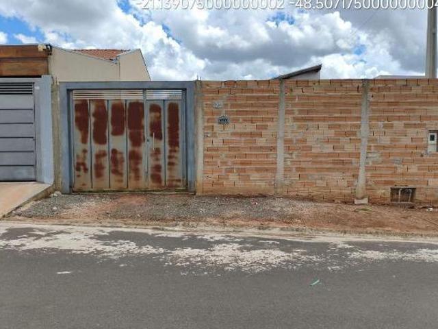 Casa para venda em Taiaçu de 180.00m² com 2 Quartos e 1 Garagem