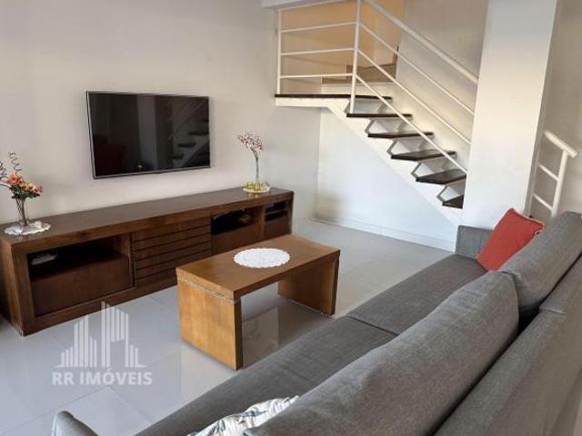 Casa para venda em Tamboré de 200.00m² com 3 Quartos, 1 Suite e 2 Garagens