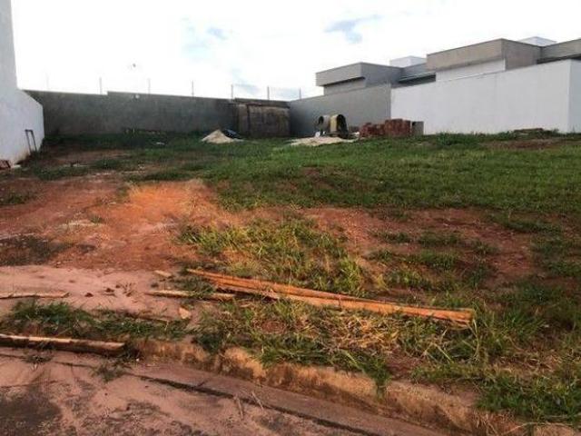 Casa para venda em Taquaral de 10.00m² com 1 Quarto, 1 Suite e 1 Garagem