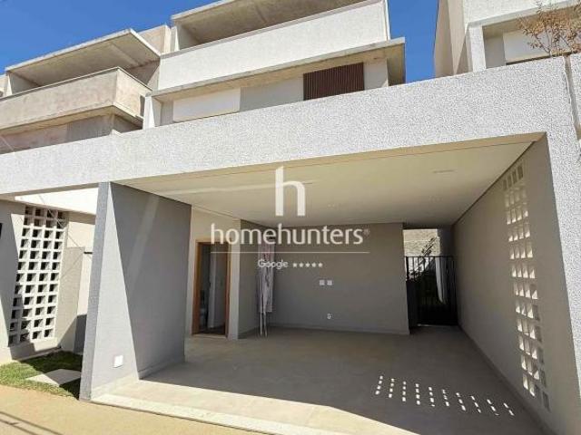 Casa para venda em Taquaral de 195.00m² com 3 Quartos, 3 Suites e 2 Garagens