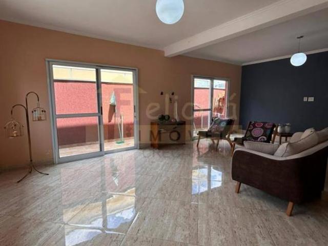Casa para venda em Tarumã de 536.00m² com 4 Quartos, 4 Suites e 4 Garagens