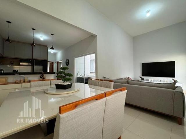 Casa para venda em Terrazul Sm de 120.00m² com 3 Quartos, 1 Suite e 6 Garagens