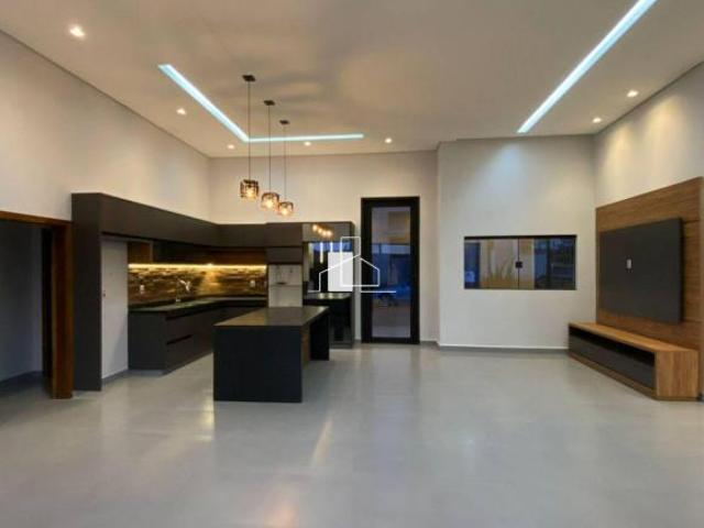 Casa para venda em Terra Vista Residence Club de 195.00m² com 3 Quartos, 3 Suites e 5 Garagens