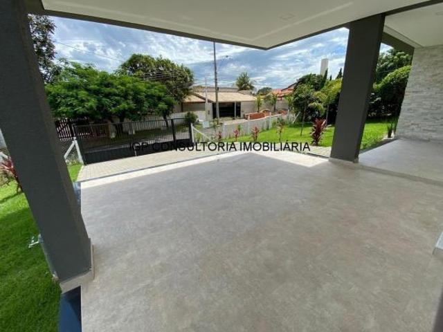 Casa para venda em Terras De Itaici de 286.00m² com 3 Quartos, 3 Suites e 4 Garagens