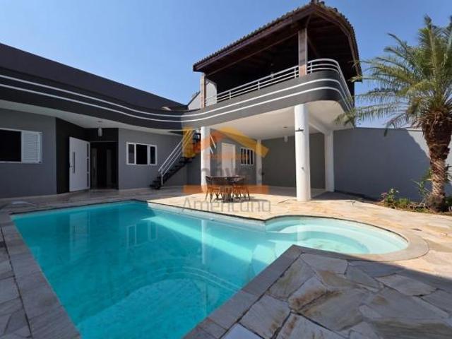 Casa para venda em Terras De Santa Bárbara de 190.00m² com 3 Quartos, 1 Suite e 4 Garagens