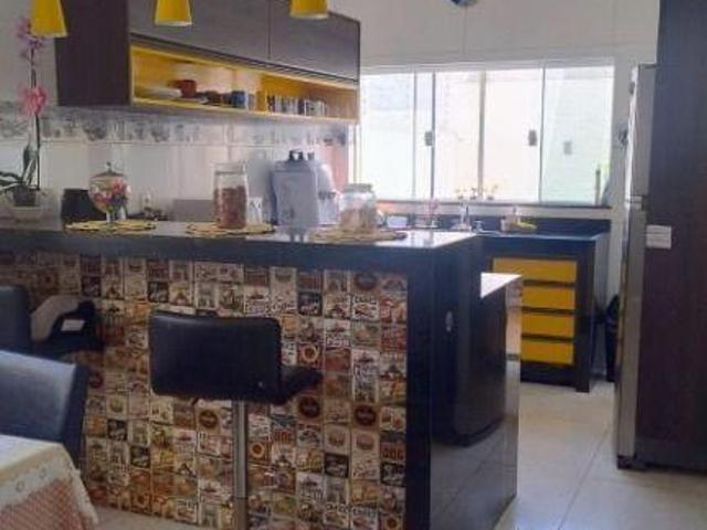 Casa para venda em Terras De Santa Bárbara de 280.00m² com 5 Quartos, 1 Suite e 4 Garagens