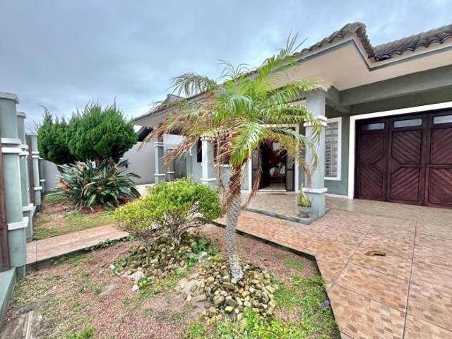 Casa para Venda em Tramandaí, Nova Tramandai, 3 dormitórios, 1 suíte, 2 banheiros, 3 vagas