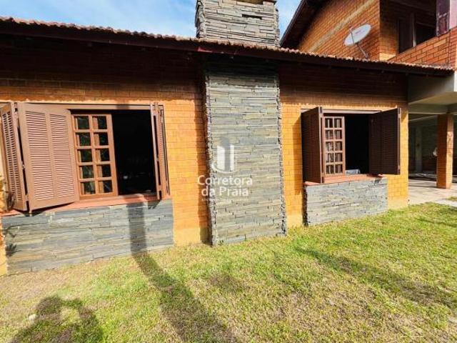 Casa para Venda em Tramandaí, Centro, 4 dormitórios, 1 suíte, 2 banheiros, 3 vagas