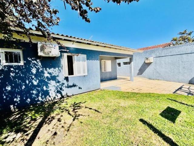 Casa para Venda em Tramandaí, Centro, 4 dormitórios, 2 suítes, 3 banheiros, 4 vagas