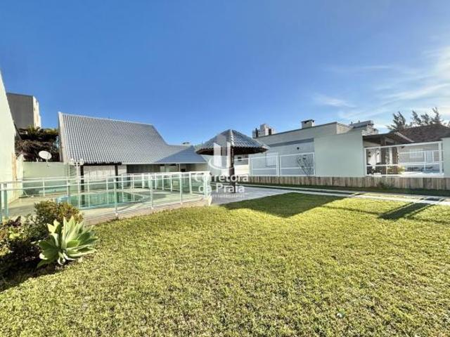 Casa para Venda em Tramandaí, Centro, 5 dormitórios, 3 suítes, 3 banheiros, 3 vagas