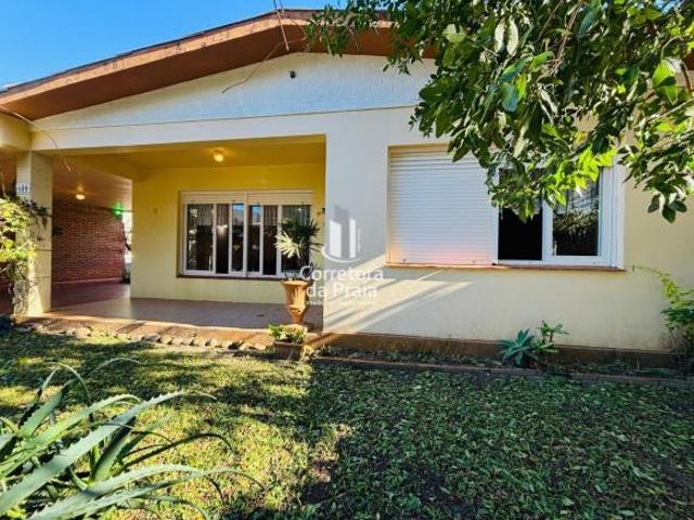Casa para Venda em Tramandaí, Centro, 3 dormitórios, 1 suíte, 2 banheiros, 4 vagas