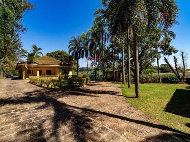 Casa para venda em Traviú de 566.00m² com 3 Quartos, 3 Suites e 3 Garagens