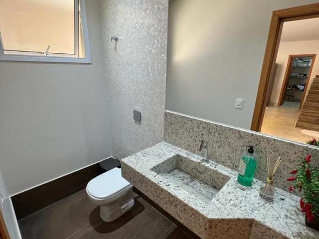 Casa para venda em Treviso, Varginha