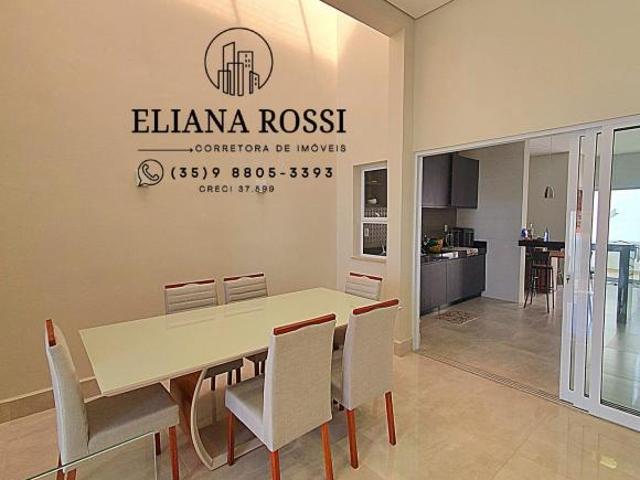 Casa para venda em Treviso, Varginha