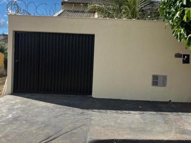 Casa para Venda em Trindade, Setor Cristina II, 3 dormitórios, 2 banheiros, 1 vaga