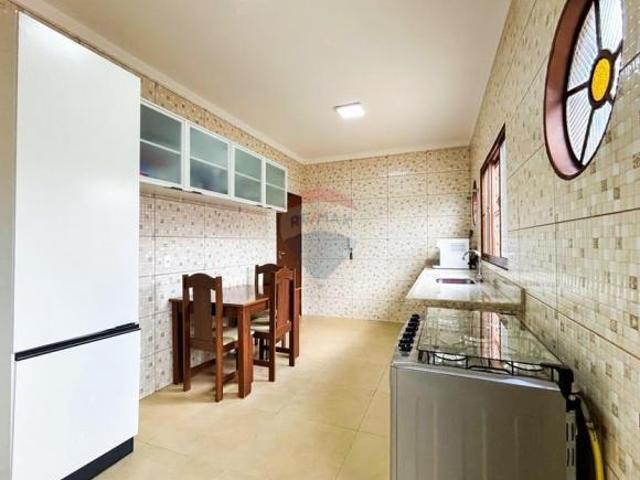 Casa para venda em Tucura de 186.00m² com 4 Quartos, 1 Suite e 6 Garagens