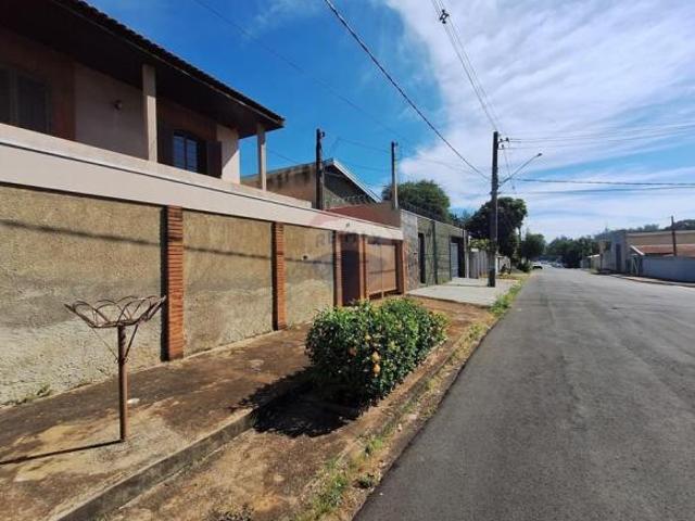 Casa para venda em Tucura de 240.00m² com 3 Quartos, 1 Suite e 3 Garagens