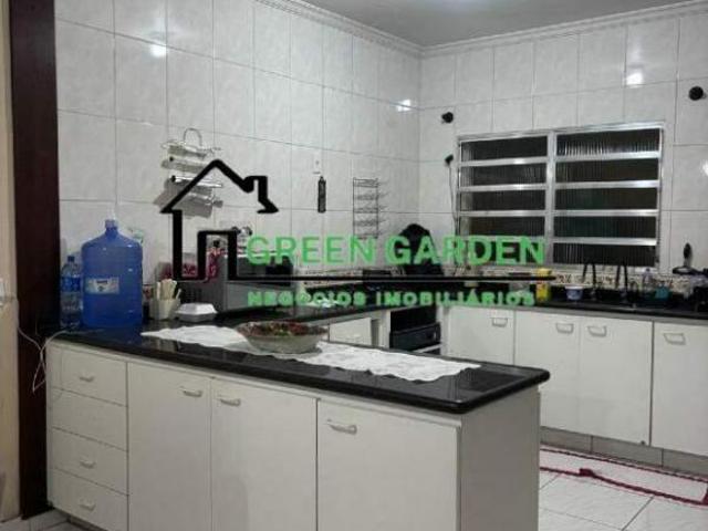 Casa para venda em Tulipas de 191.00m² com 3 Quartos e 2 Garagens